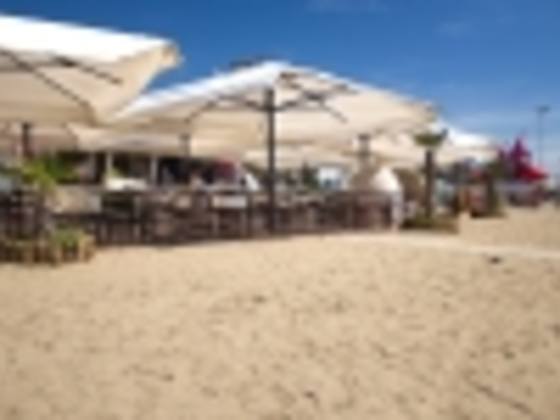 Bagno 9 Ausonia Lignano Sabbiadoro prezzi ombrellone, lettino e sdraio ...