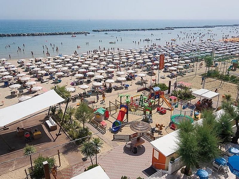 Playa del Sol 26-27-28-29 Bellaria-Igea Marina prezzi ombrellone ...