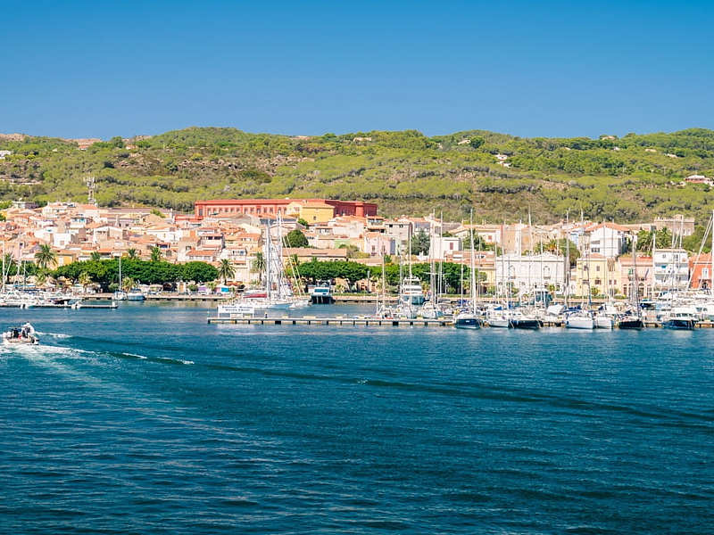 Prenota le spiagge a Carloforte | Beacharound