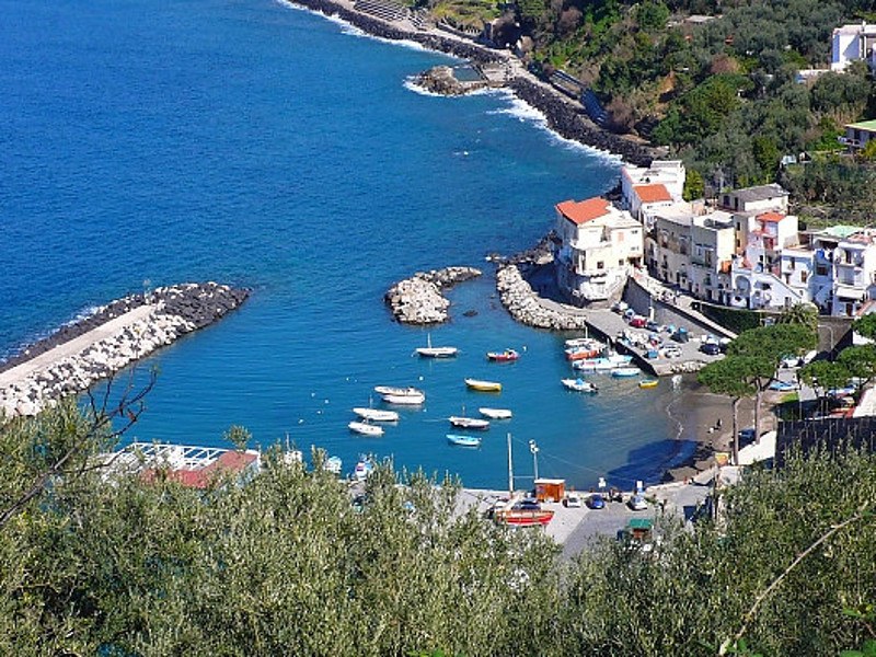 Prenota le spiagge a Marina della Lobra | Beacharound