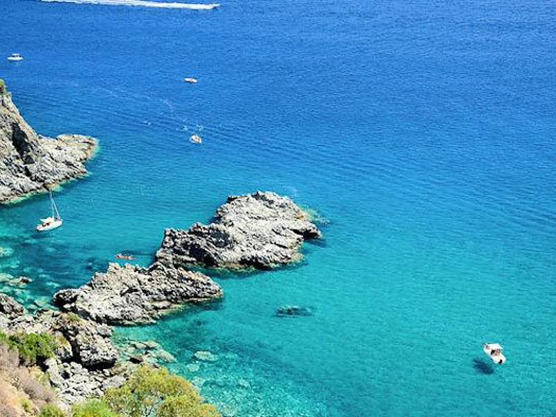 Prenota le spiagge a Copanello | Beacharound