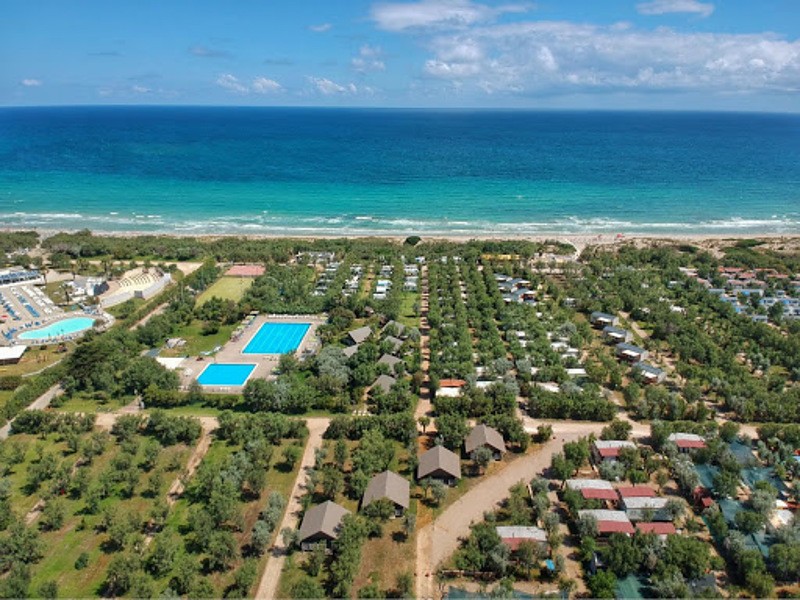 Prenota le spiagge a Torre Rinalda | Beacharound